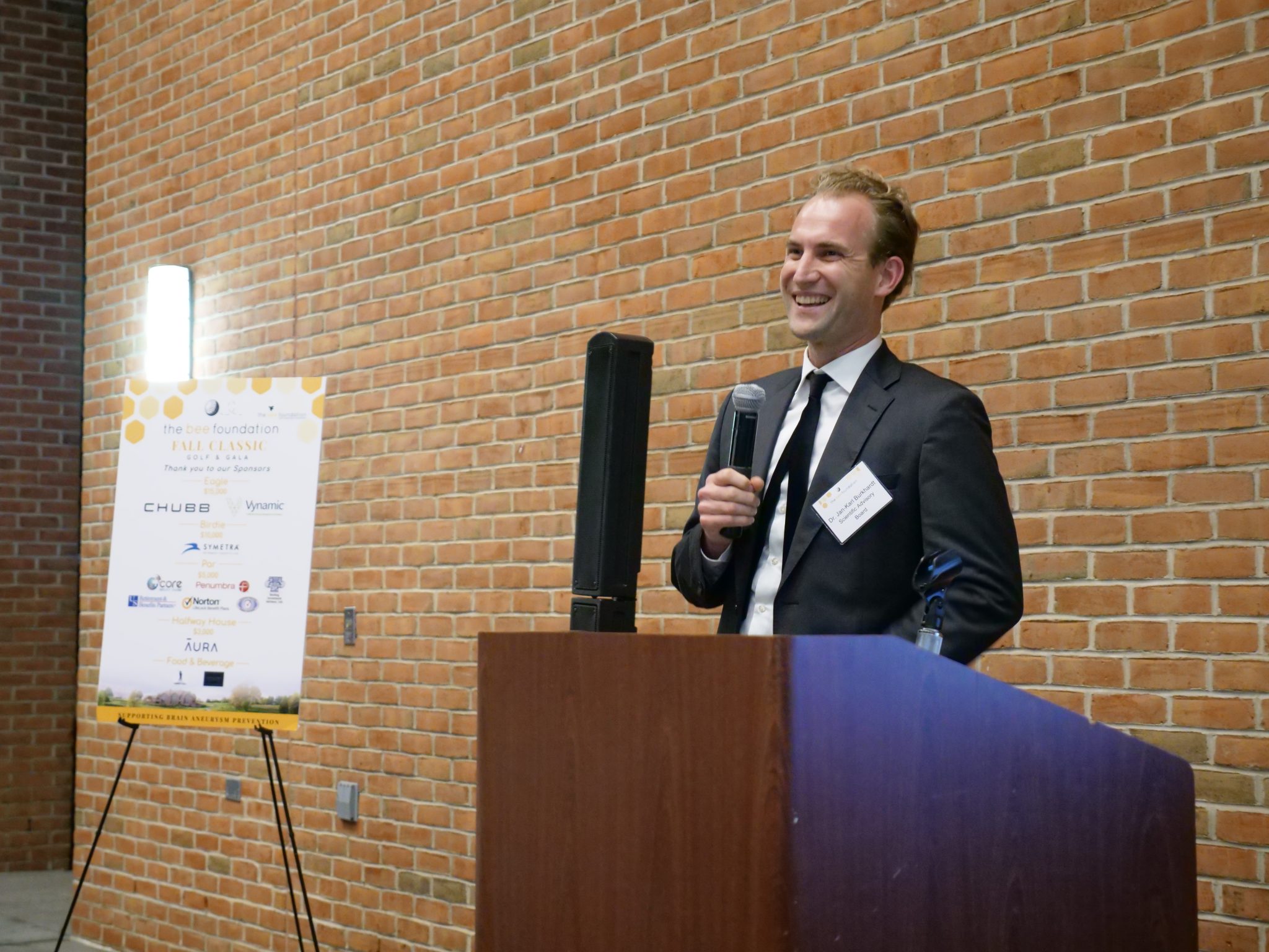 Meet SAB Member - Dr. Michael Chen - The Bee Foundation